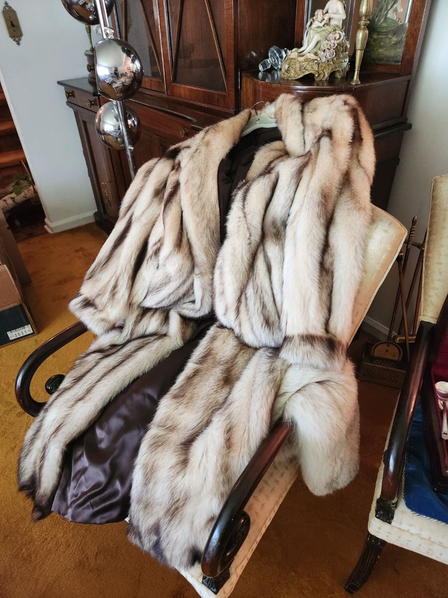 JUNK CHICK RADBURN Estate Sale in Fair Lawn, NJ starts on 6/21/2024