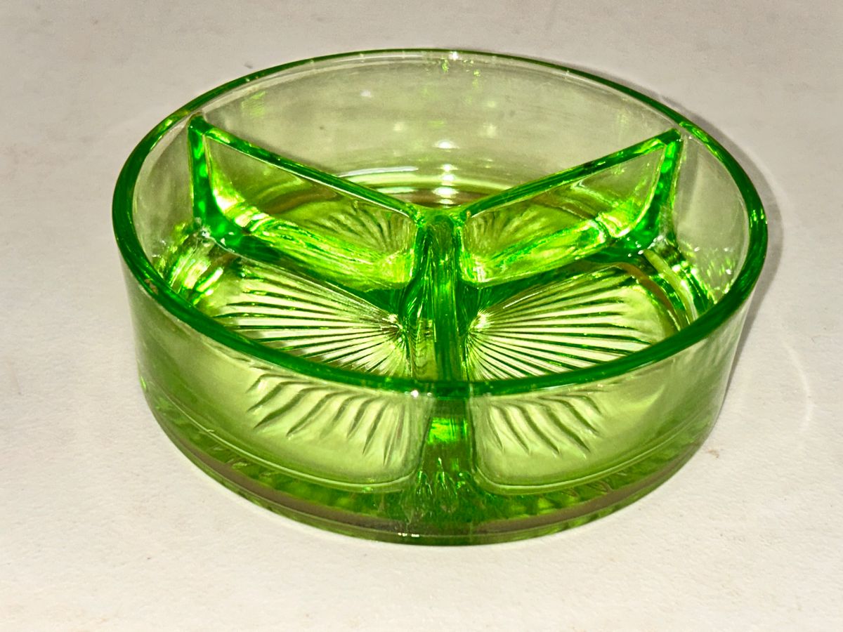 Antiques and Collectibles auction (more pictures... starts on 8/18/2024