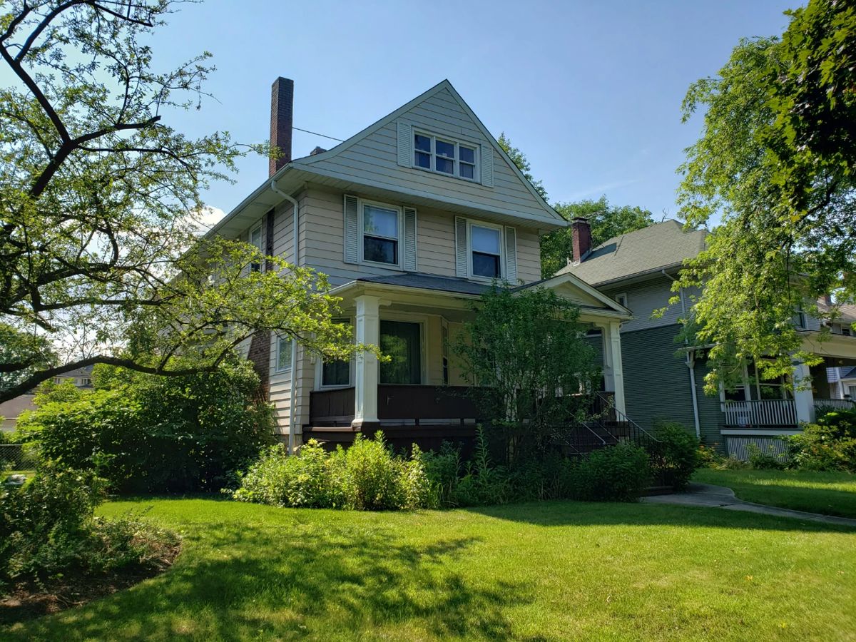 50% Off Sunday! Oak Park Estate Sale - Antique... starts on 6/27/2024