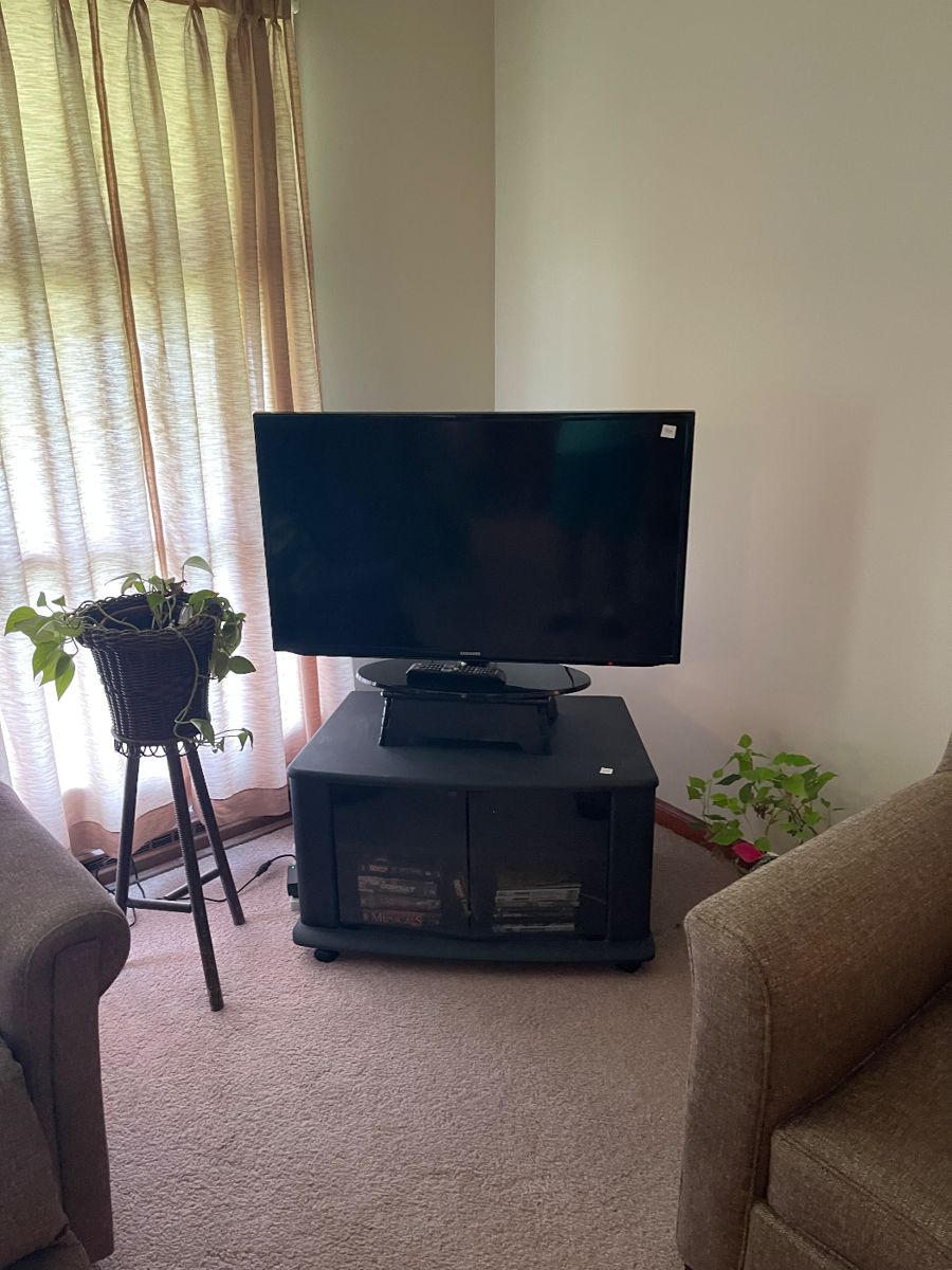 Estate Sale by The Junque Ladies in Ironton, OH starts on 6/27/2024