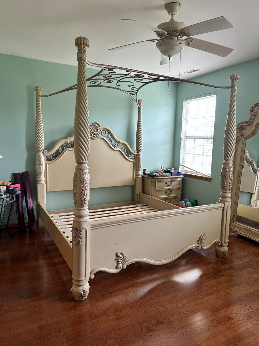 Dyer Estate Sale! The Ageless Treasure! starts on 7/18/2024