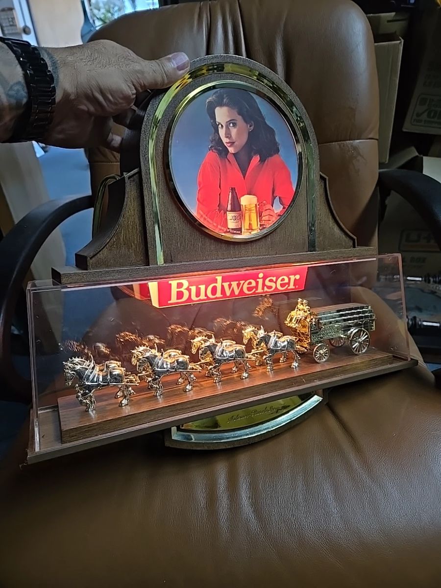 Showcase Flippin-it Estate liquidation Moving... starts on 7/5/2024