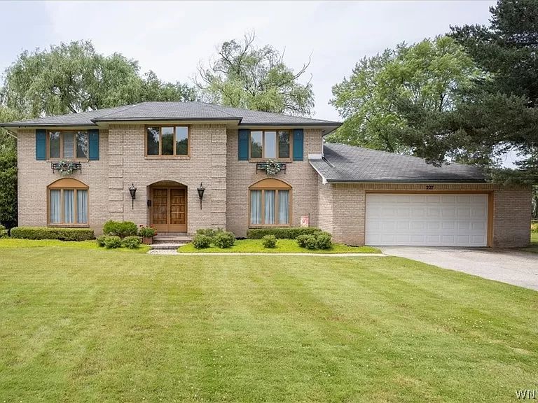 Our Estate Sale in Williamsville this Week ! starts on 7/12/2024