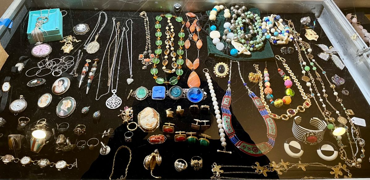 High End Eclectic Mix in Washington, DC starts on 9/28/2024