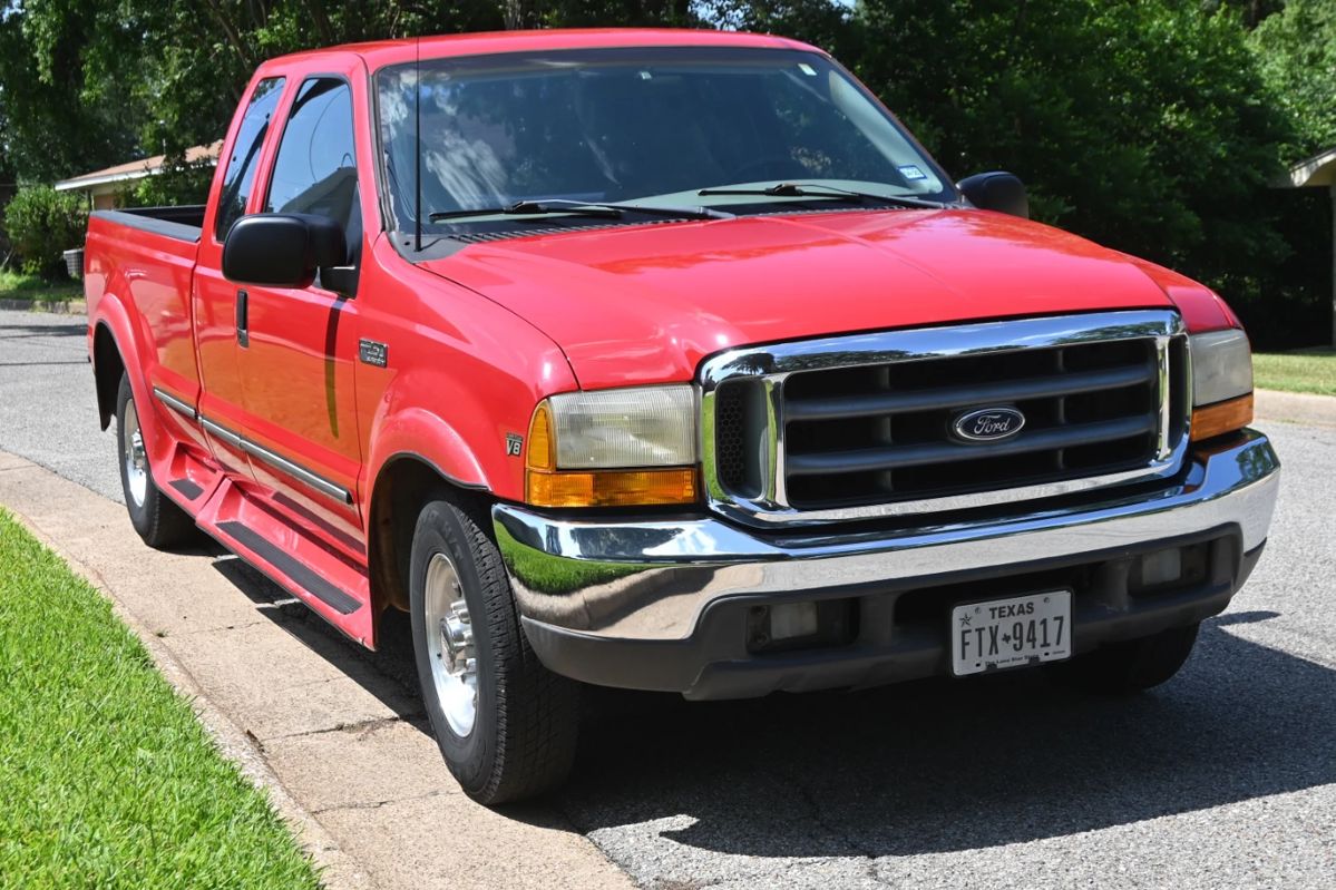Antiques, 99 Ford F-250 Diesel, 34' Camper... starts on 7/6/2024