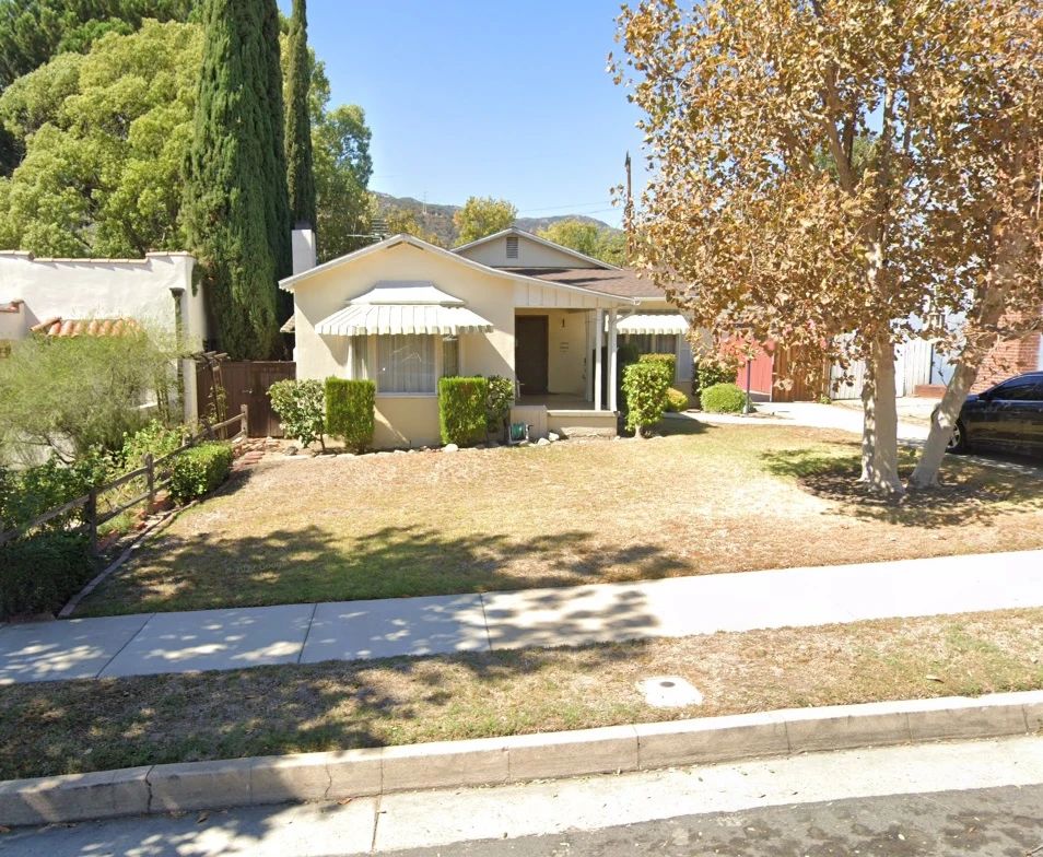 Montrose, Montrose, Montrose! Estate Sale... starts on 7/11/2024