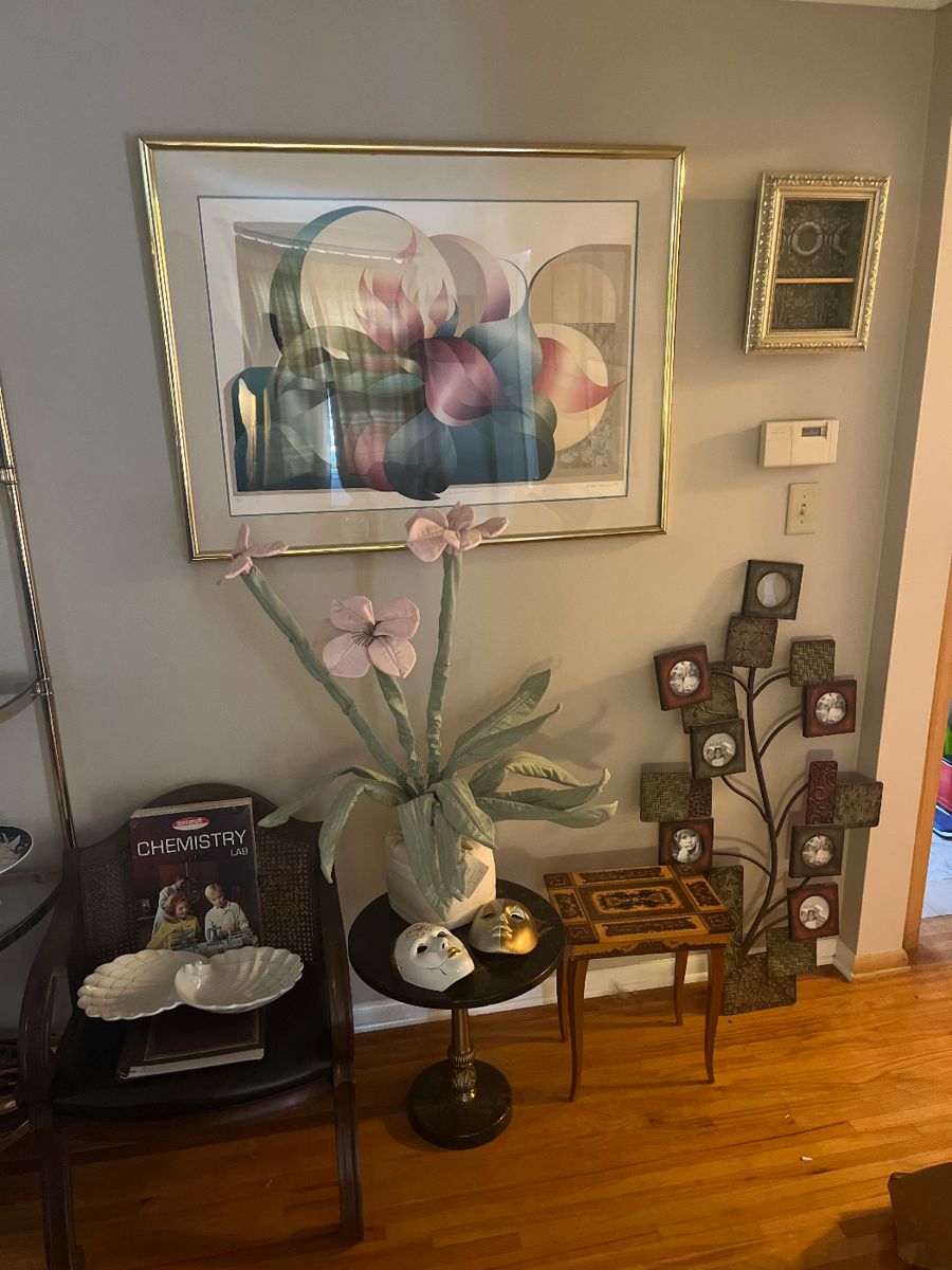 NICE WEST ST. PAUL ESTATE SALE in West Saint Paul, MN starts on 7/13/2024