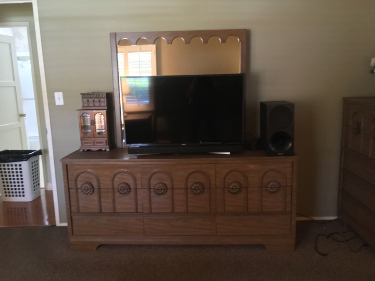 MARVELOUS MAR VISTA ESTATE SALE in Los Angeles, CA starts on 7/20/2024