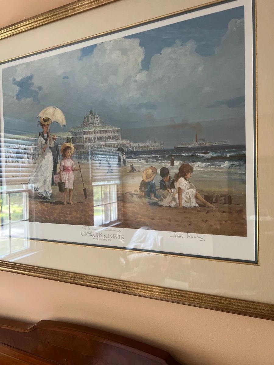 Sunday = Discounts!! Blue Moon Estate Sale... starts on 8/3/2024