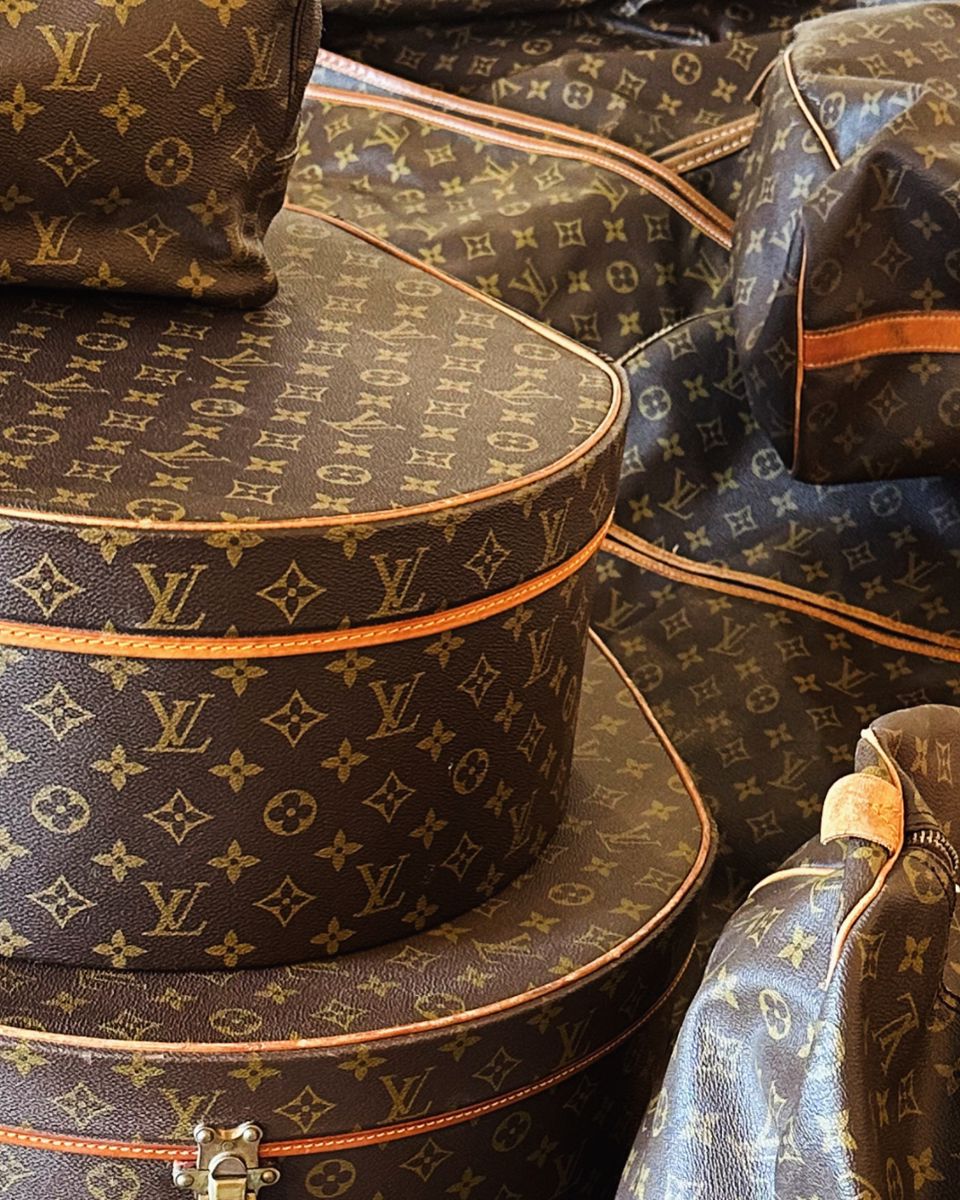 Estate Sale Goddess: “EBG” in Chicago, IL starts on 8/10/2024