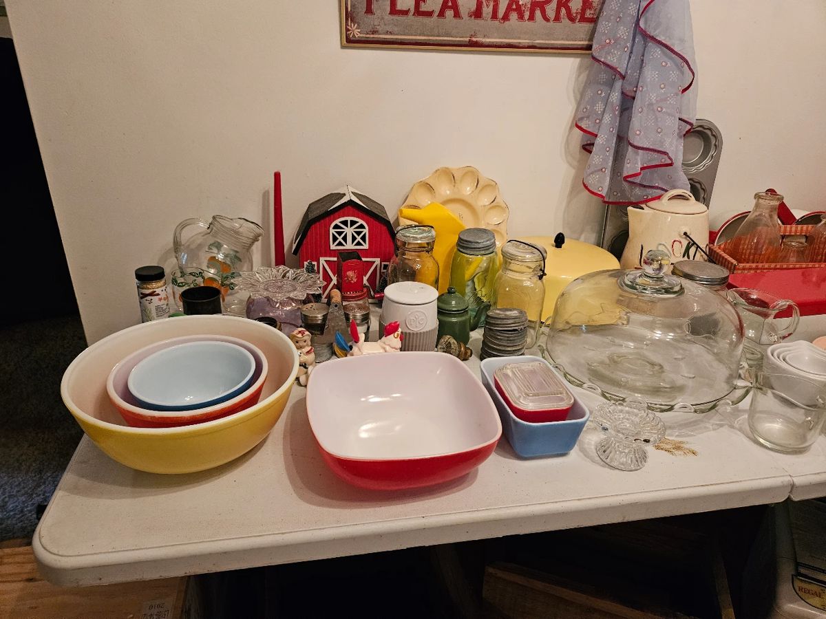 Antiques & Home Decor in South Bend, IN starts on 7/26/2024