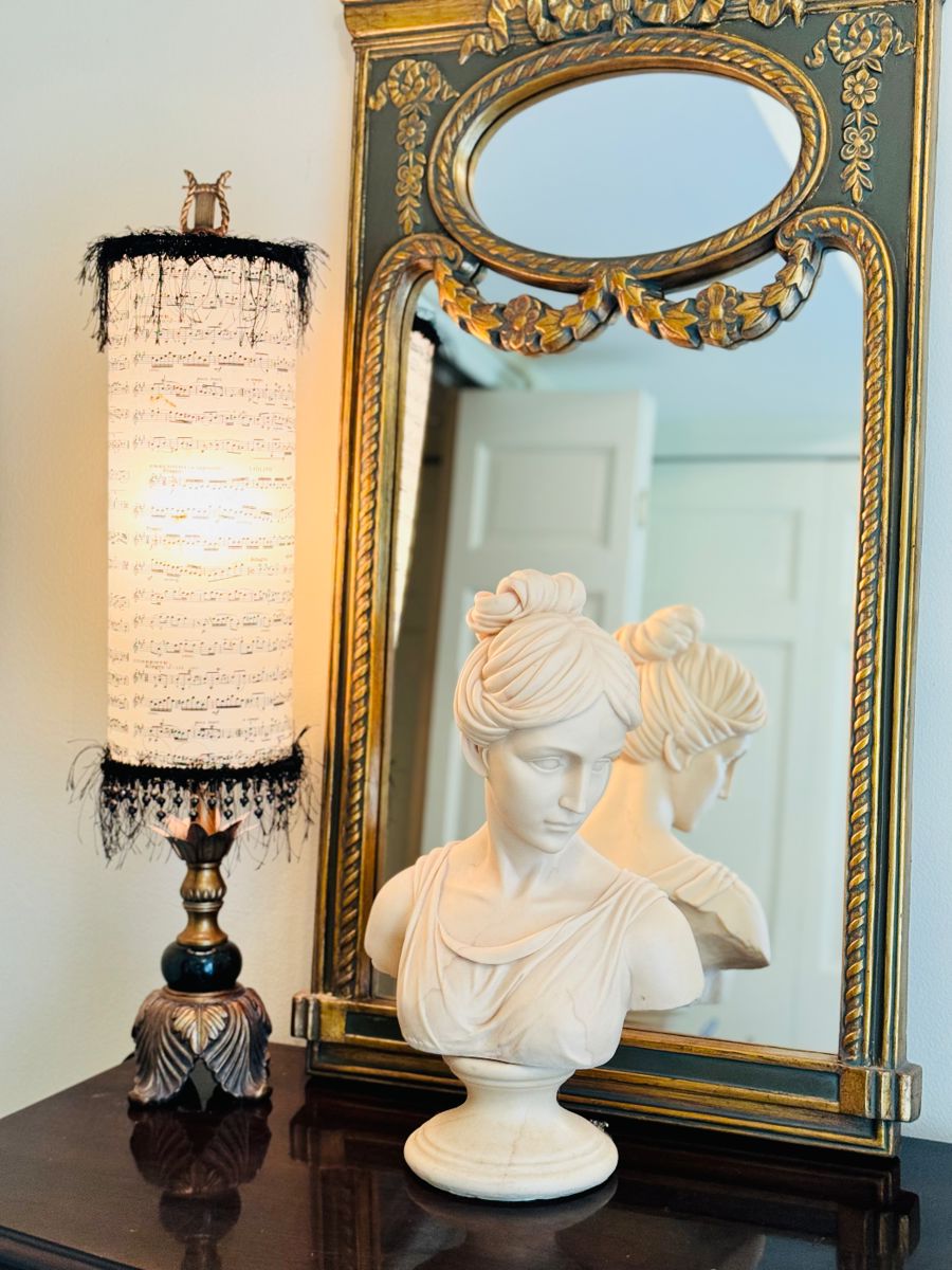 50 % OFF Eclectic Belleville Estate Sale starts on 8/10/2024