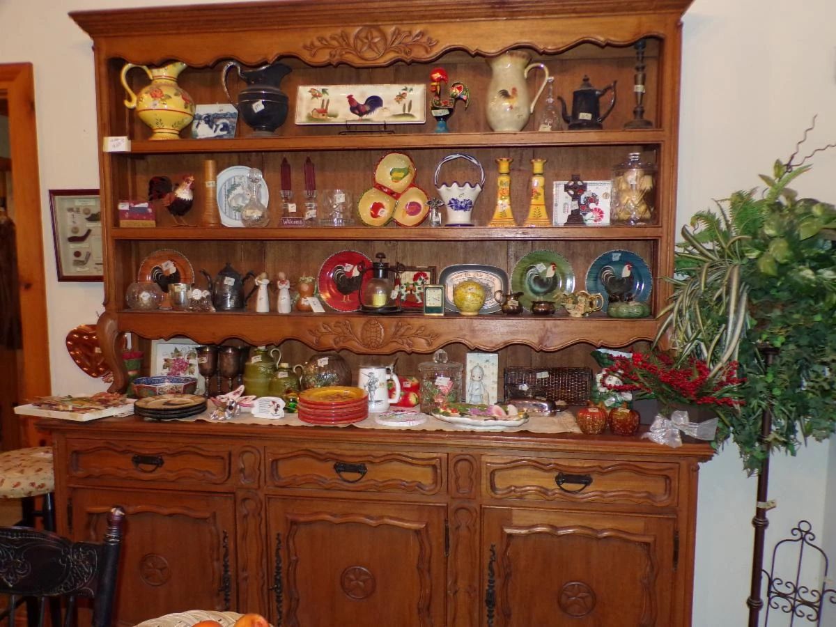 Antiques to New Kingsland Estate Sale starts on 8/8/2024
