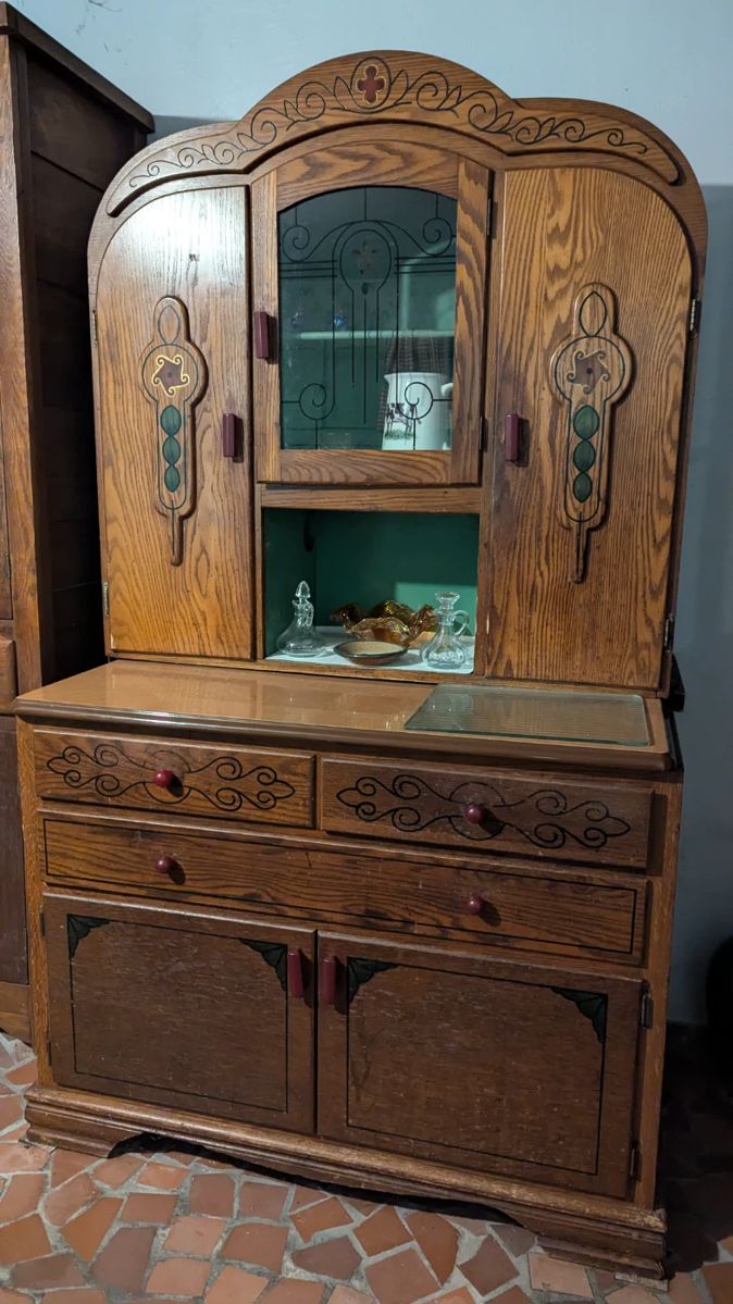 Half off Sunday!! Primitives and Antiques... starts on 9/7/2024