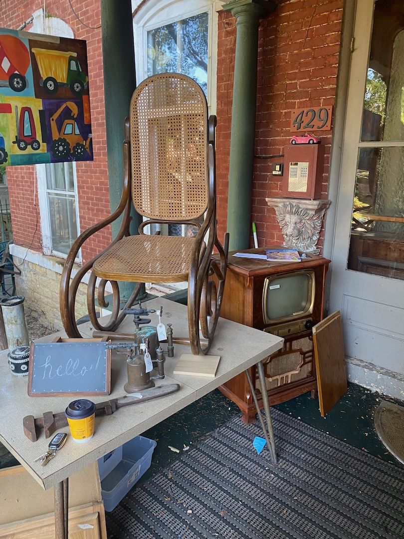 KAREN'S GANG ESTATE SALE in Aurora, IL starts on 8/9/2024