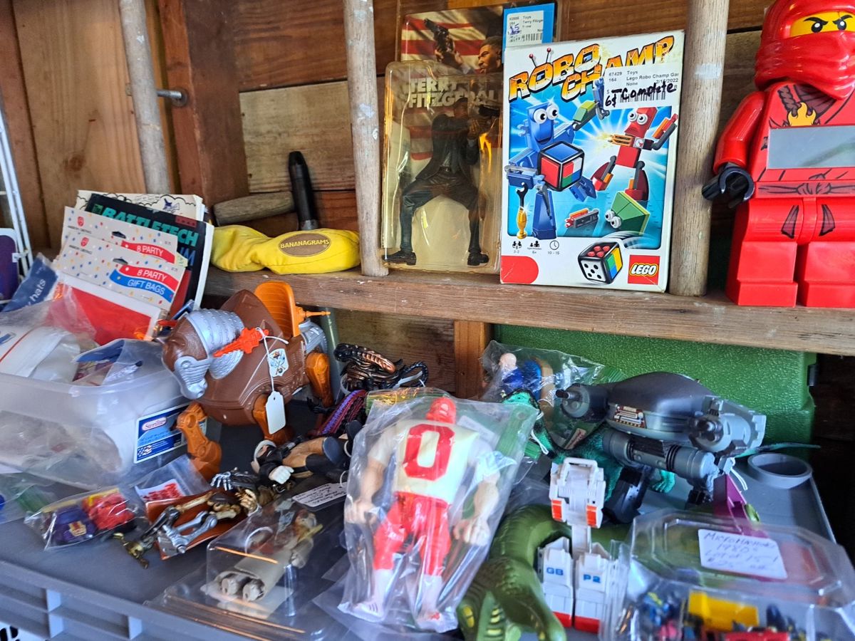 McHenry Collector's Sale Jewelry,Vintage,Toys starts on 8/9/2024