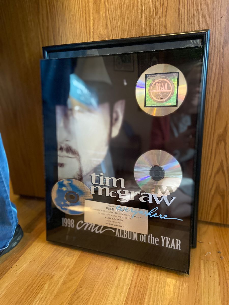 50%+ OFF SUNDAY Musical Memories Estate Sale... starts on 10/18/2024