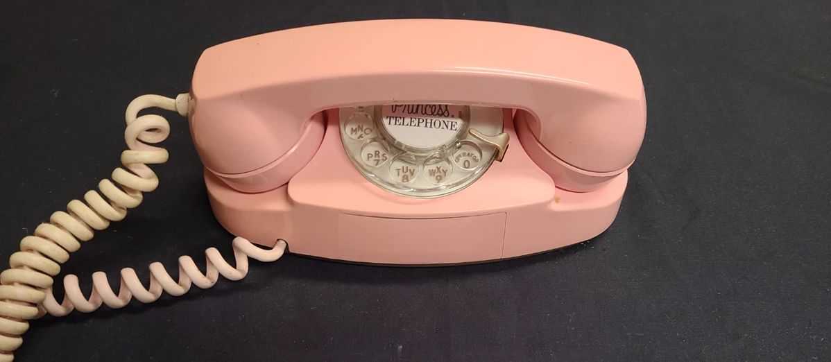 Massive Antique/Phone Collection Auction starts on 8/29/2024