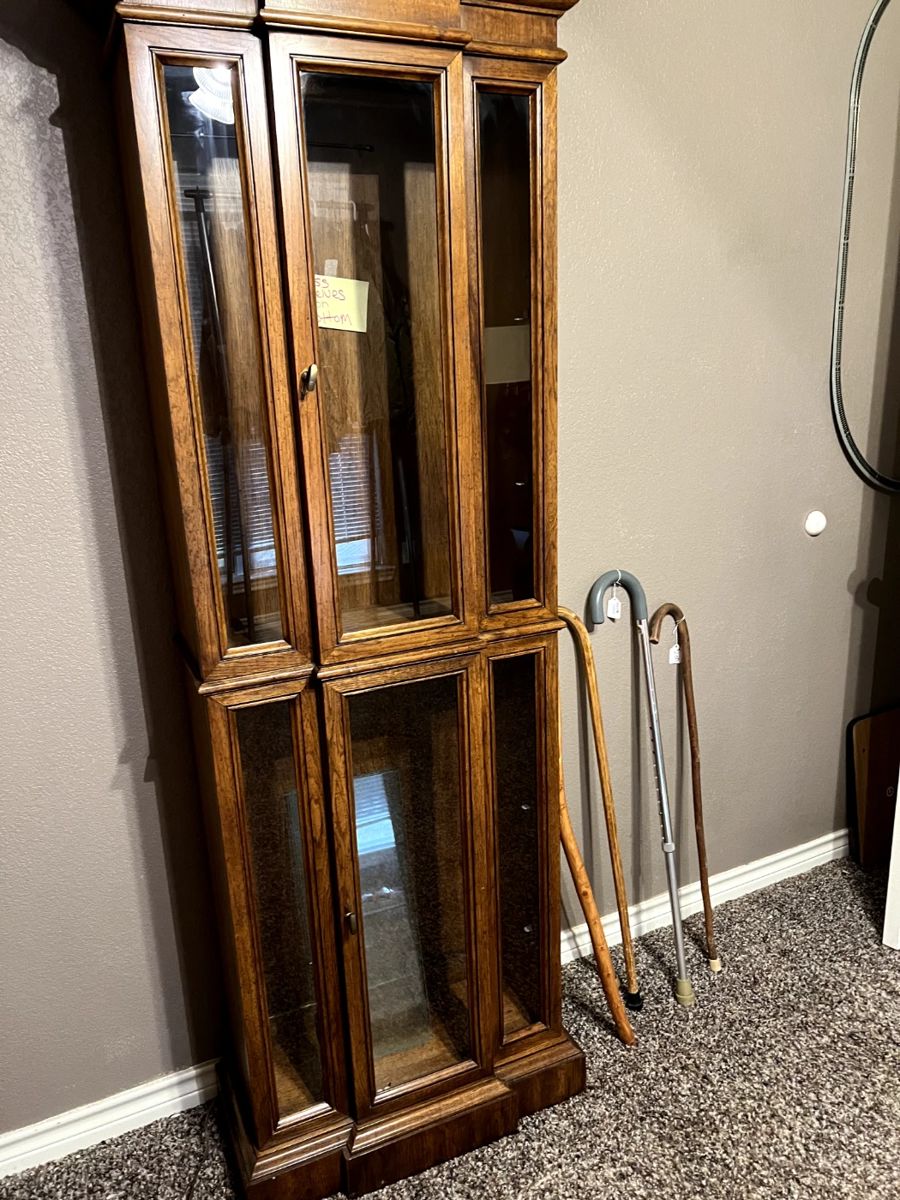 Estate sale of Neil T. Siebert in Tuscola, TX starts on 8/31/2024