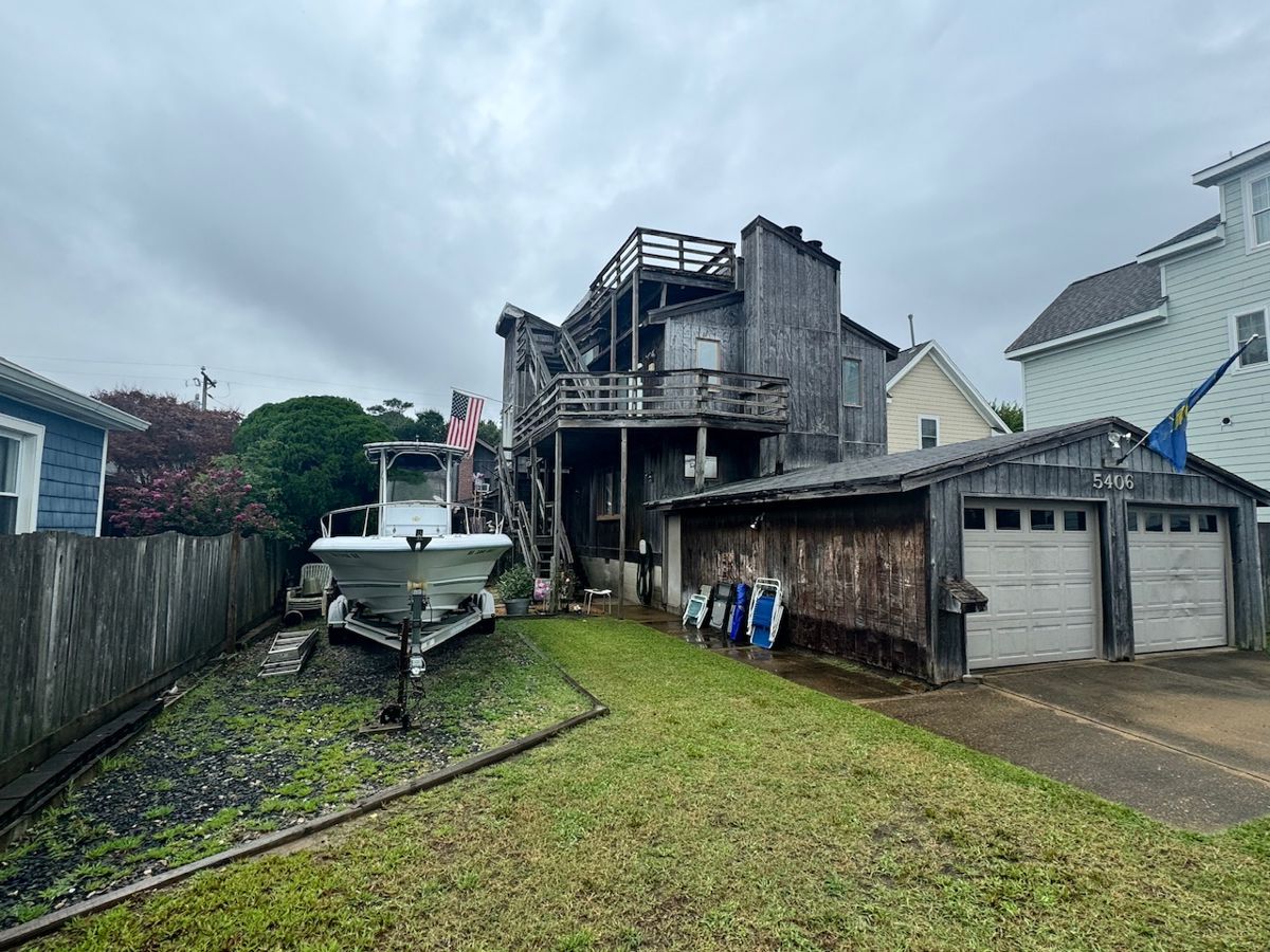 Vb Oceanfront Estate!! Packed to the gills... starts on 9/5/2024