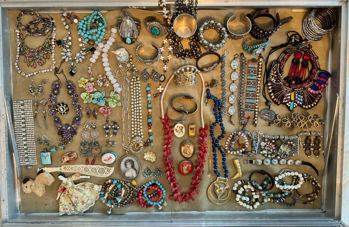 50% off Saturday! Incredible Buckhead Sale-... starts on 9/20/2024