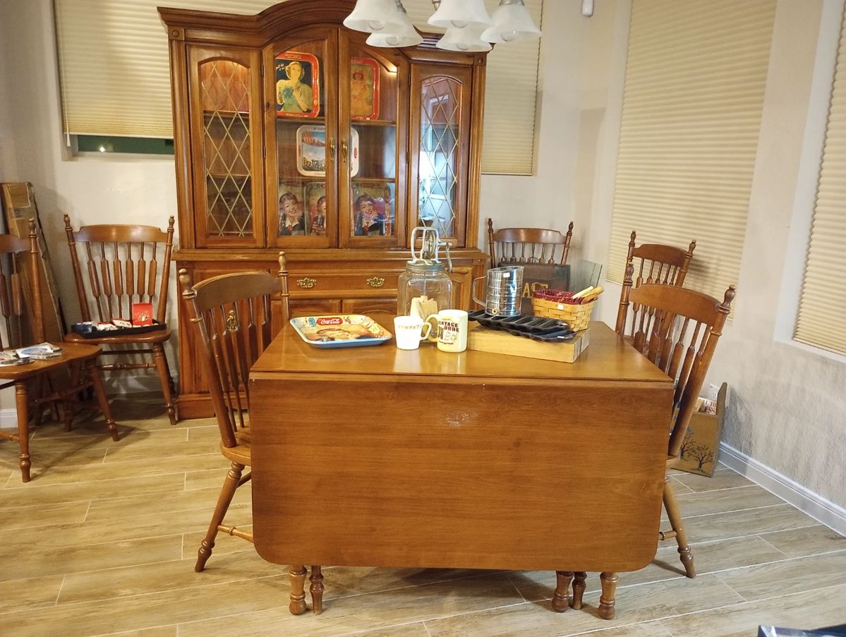 Houseware & Jewelry Sale in New Braunfels... starts on 9/12/2024