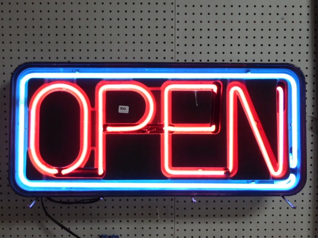 Janet Hines Estate Online Auction in Marthasville, MO starts on 9/14/2024