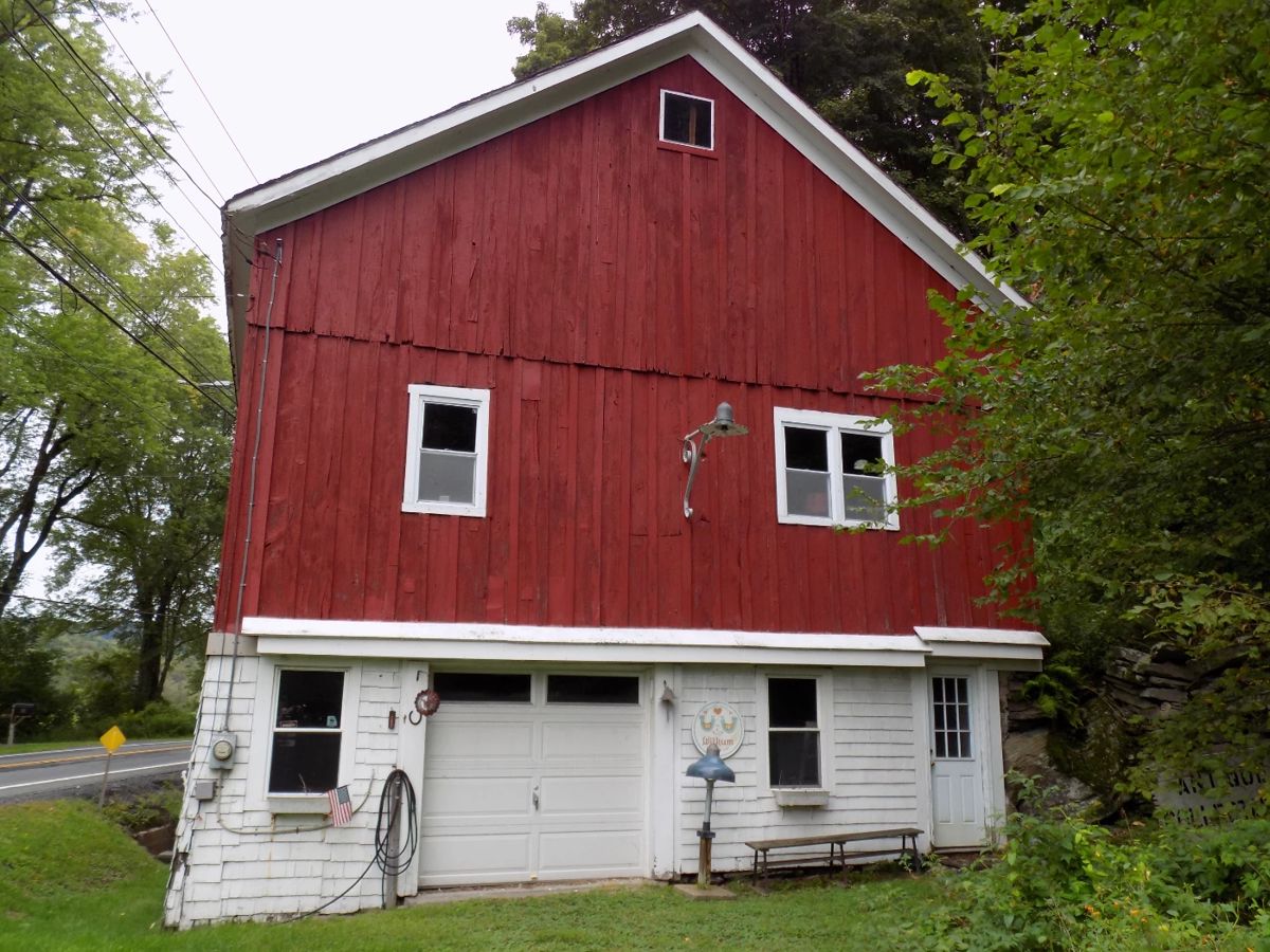 GOOD OLD DAYS ANTIQUE STORE BARN AUCTION ! starts on 10/12/2024