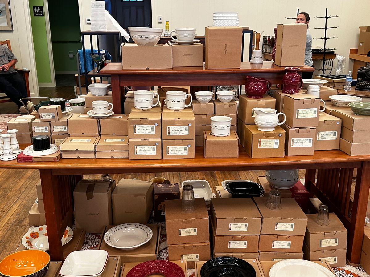 Estate Sales Nellie’s Dream Cache in South Milwaukee, WI starts on 10/2 ...