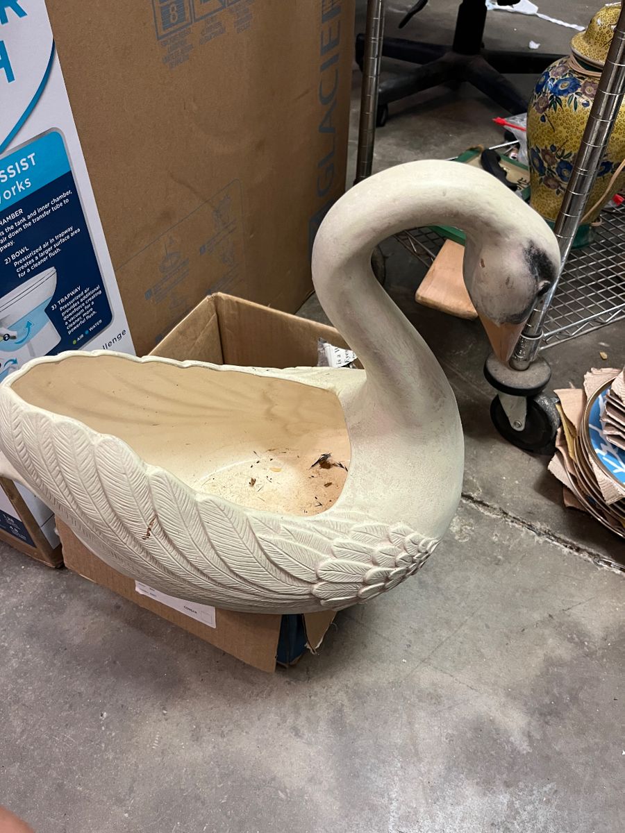 THE LAST FROM THE JANET HELTON HOUSE starts on 10/3/2024