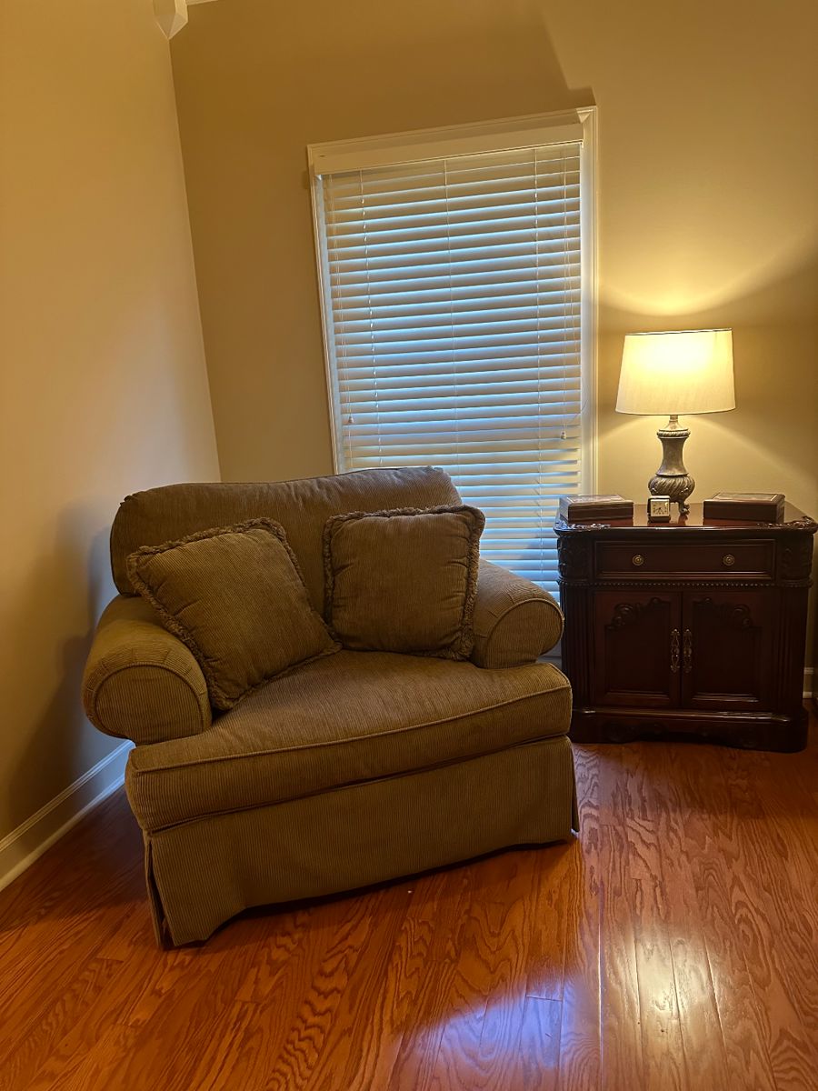 Moving Sale of The Honorable Judge Roy Morgan... starts on 10/25/2024