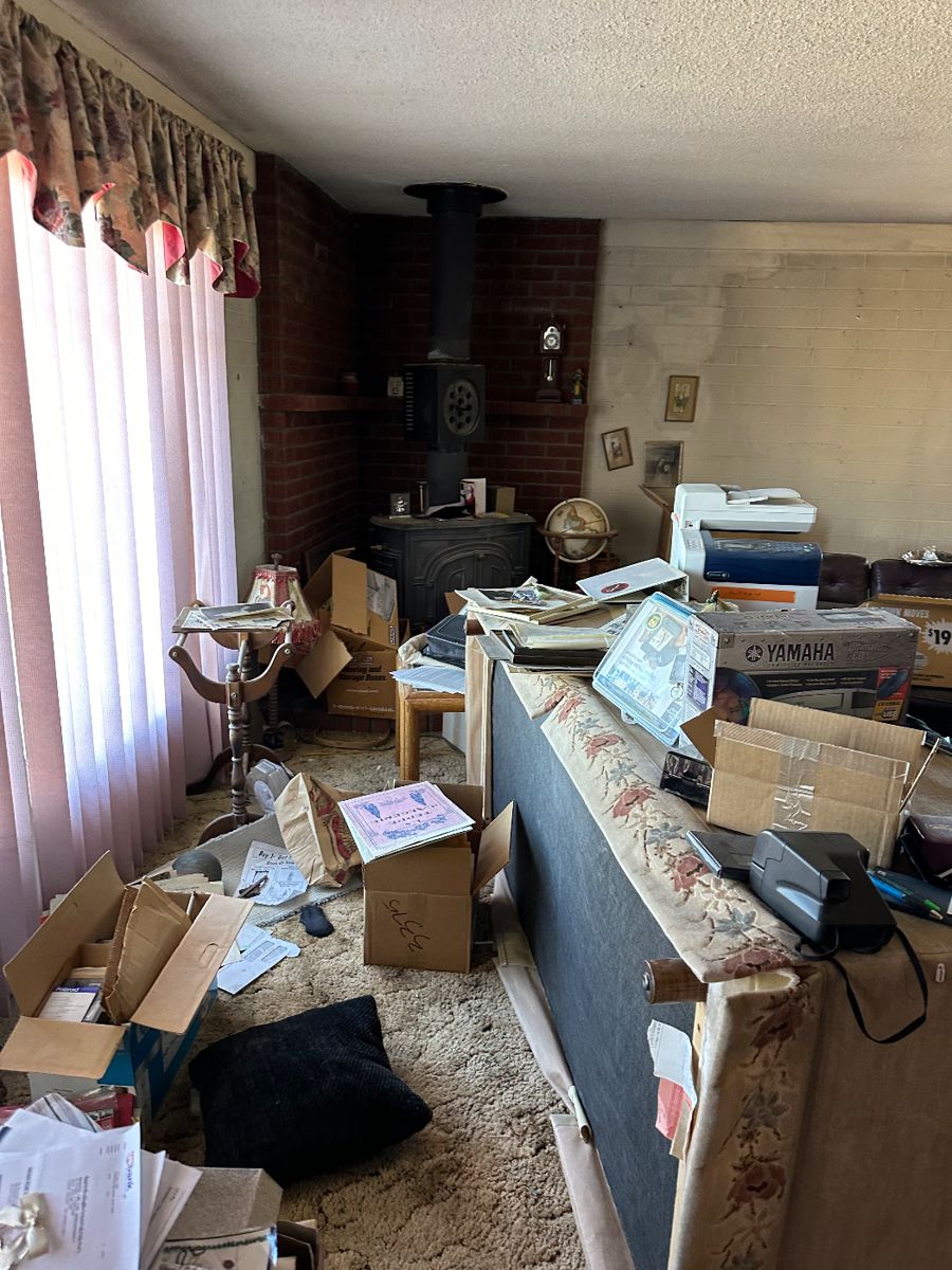 CRAZY HOARDER PICKER SALE!!!!!!!!!! starts on 10/25/2024