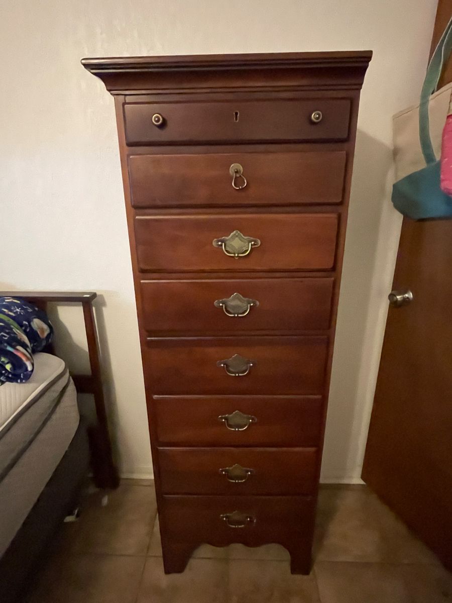 Small sale, cool treasures priced to SELL! starts on 10/25/2024