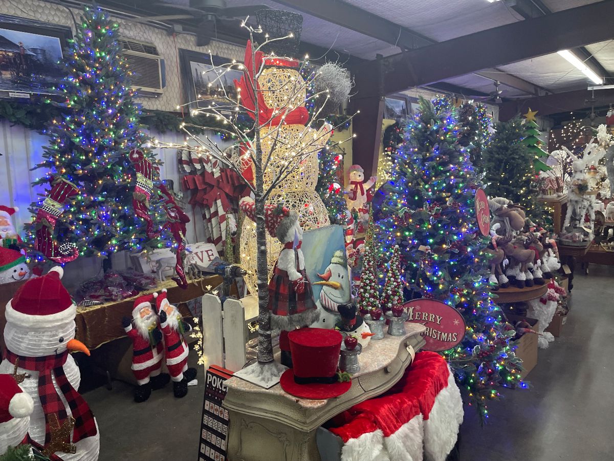 Fantastic Winter Wonderland Christmas Auction starts on 11/3/2024