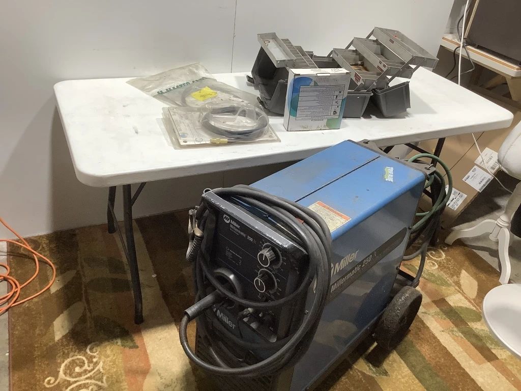 Tools Welder Gold Silver Breweriania Toys... starts on 10/28/2024