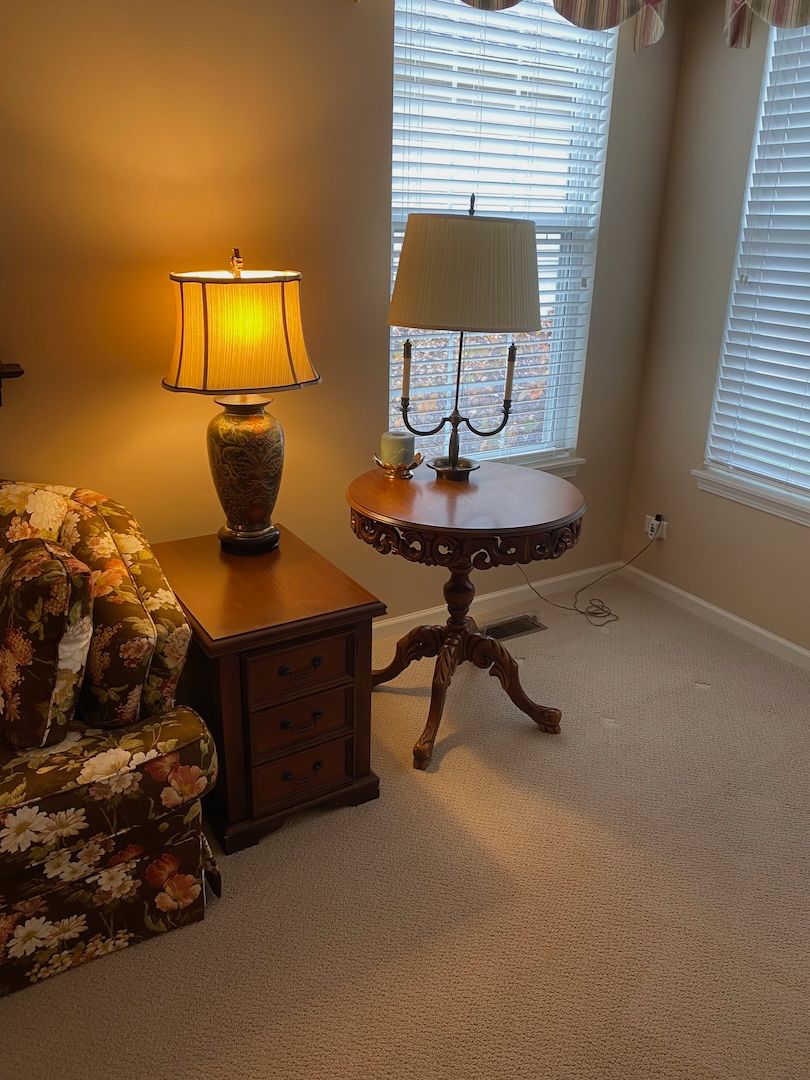 KAREN'S GANG ESTATE SALE in Aurora, IL starts on 11/15/2024