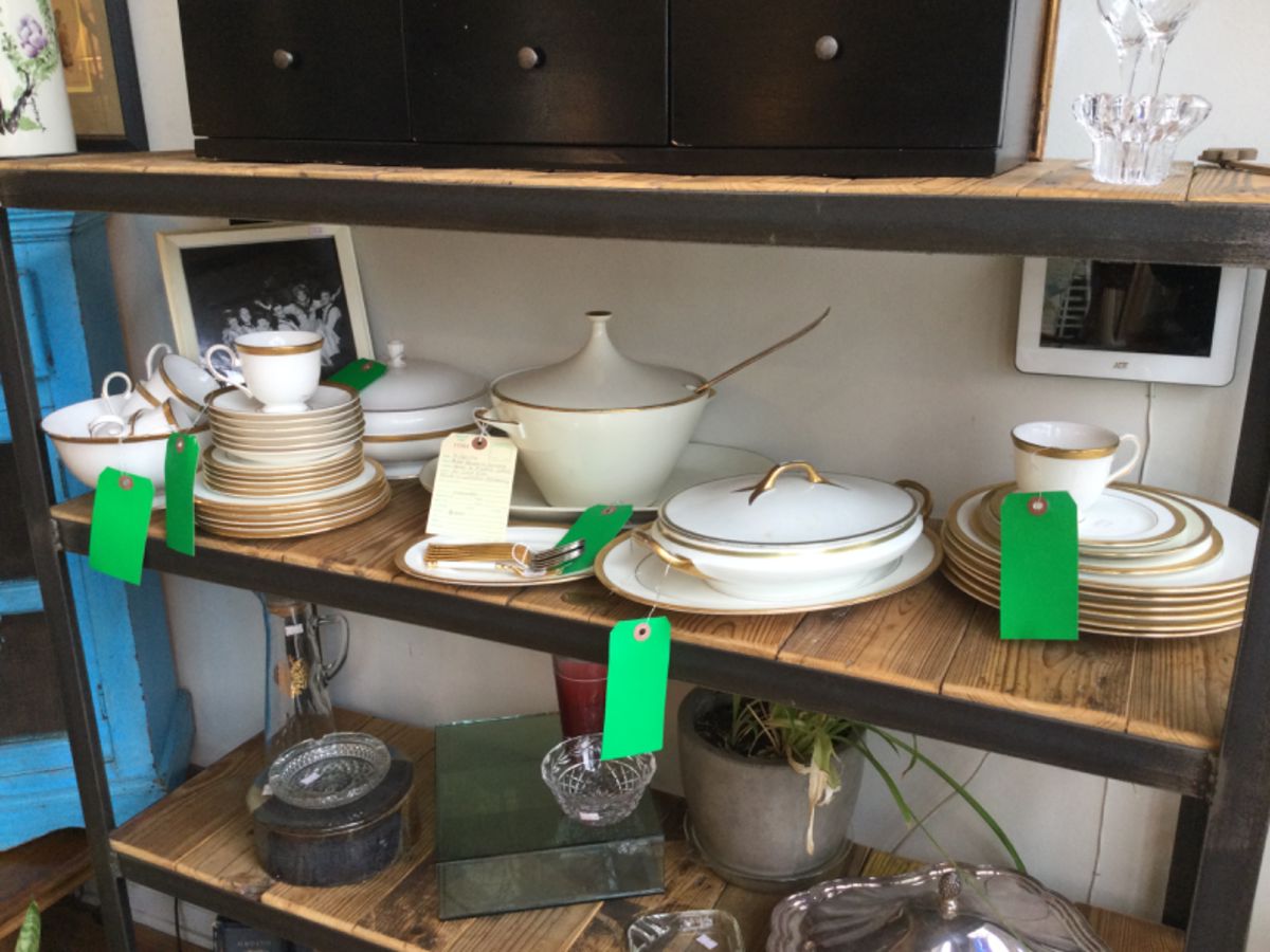 Tabletop Treasures: 60% OFF Dishware and... starts on 11/7/2024