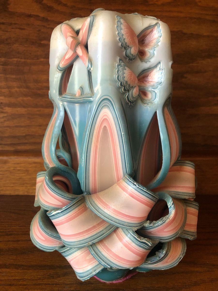 Magnificent Blue Moon Estate Sale in the... starts on 12/6/2024