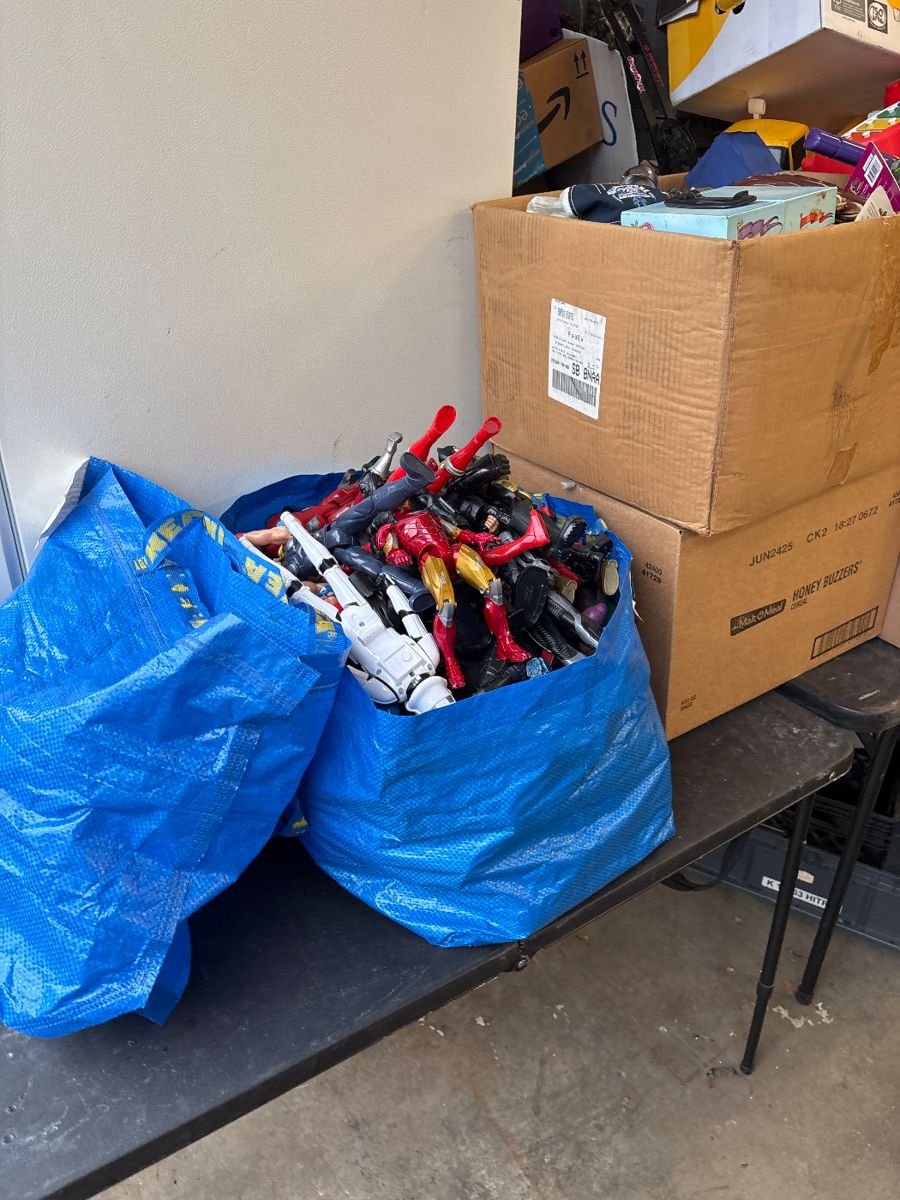 Post turkey day pickers sale in Mount Juliet, TN starts on 12/5/2024