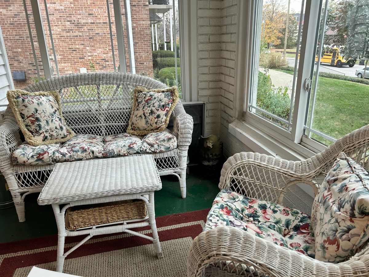 Estate sale in Beechmont!!! in Louisville, KY starts on 11/22/2024