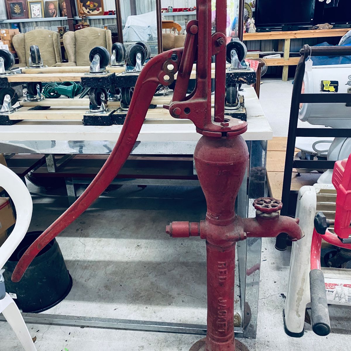 Collectors Warehouse Blowout Sale in Grand Coteau, LA starts on 12/6/2024