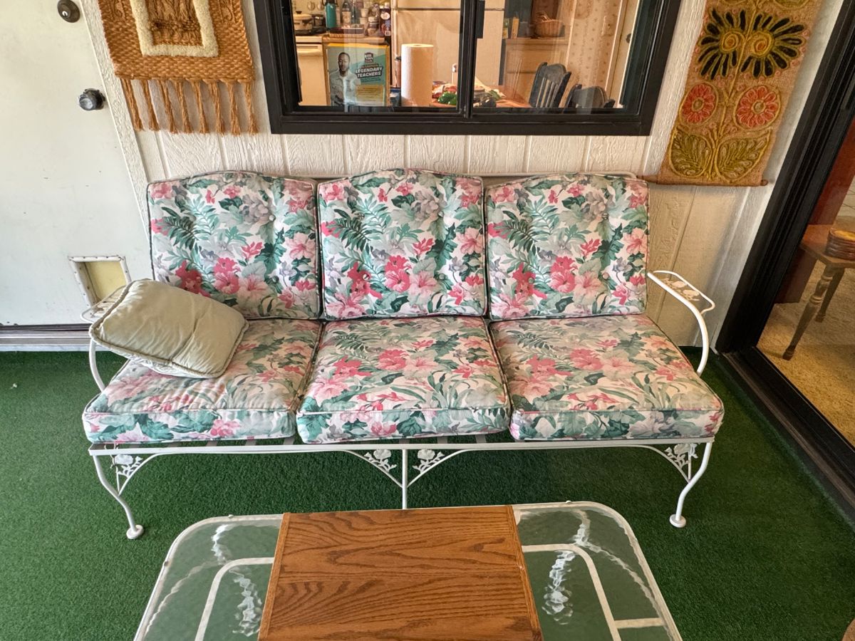 Ginger estate sale by Janet in Sun City West, AZ starts on 12/4/2024