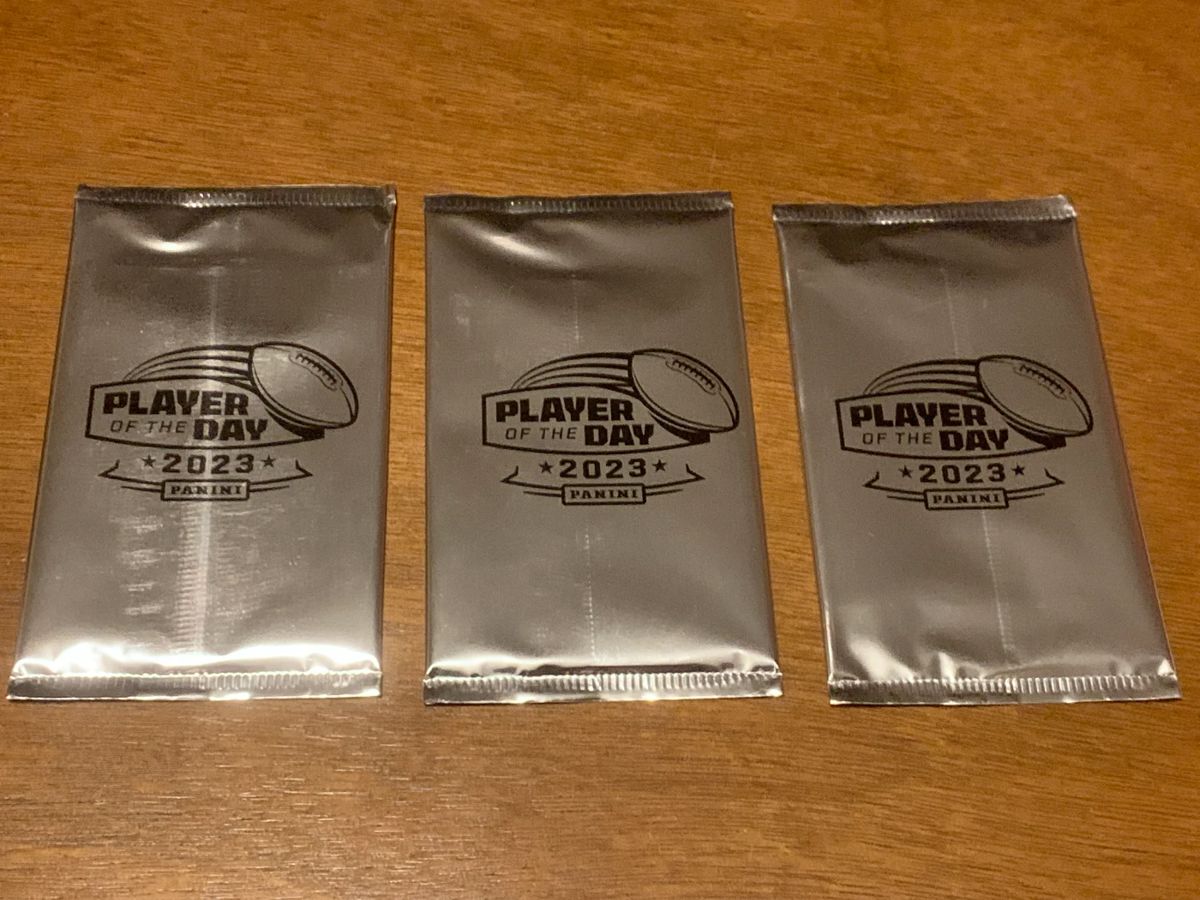 OLA WAX, SPORTS CARDS, POKEMON, VINTAGE & MORE starts on 12/7/2024