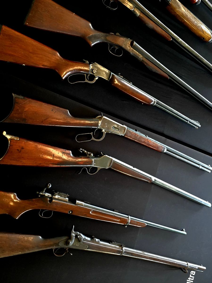 Luxurious Items & Rare Guns Meets Fabulous... starts on 12/12/2024