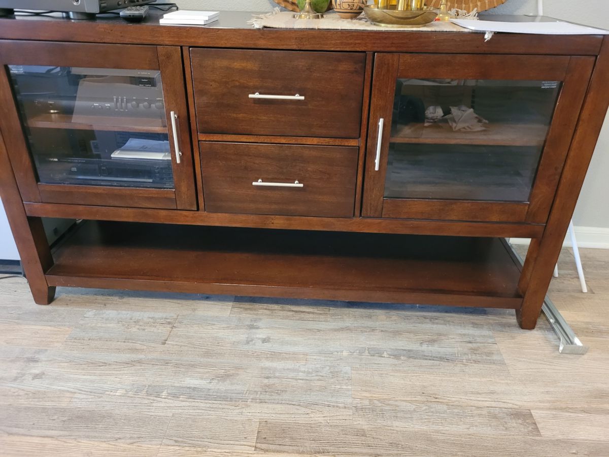 Blue Moon Estate Sales (John D. Ryan) starts on 12/14/2024