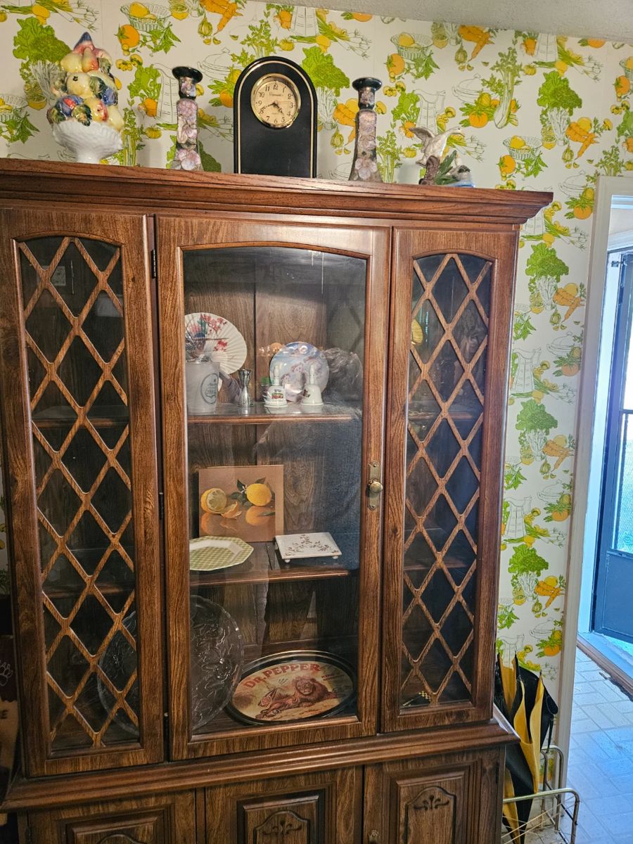 Mike, Lynnell and Son estate sales Augusta ga starts on 12/27/2024