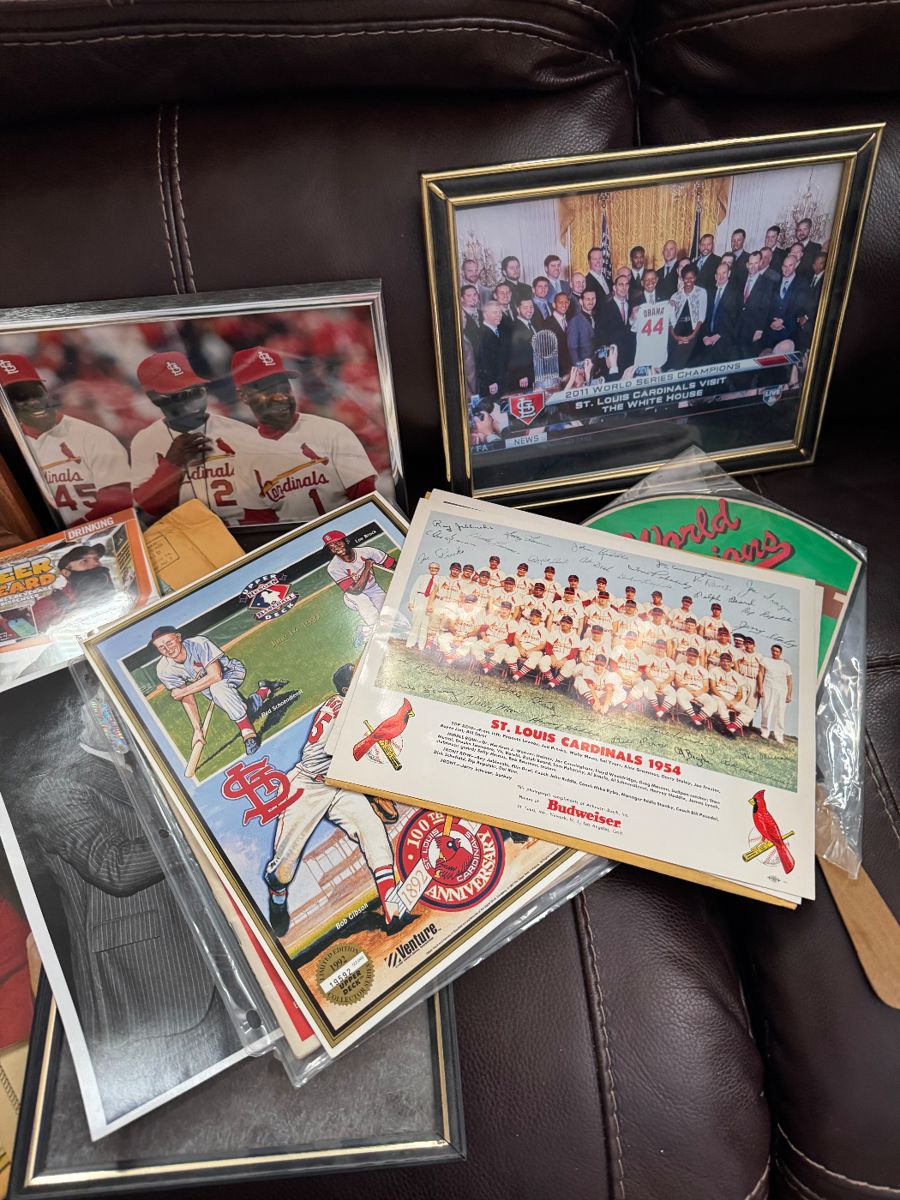Sports Memorabilia & collectibles-Olivette... starts on 1/17/2025