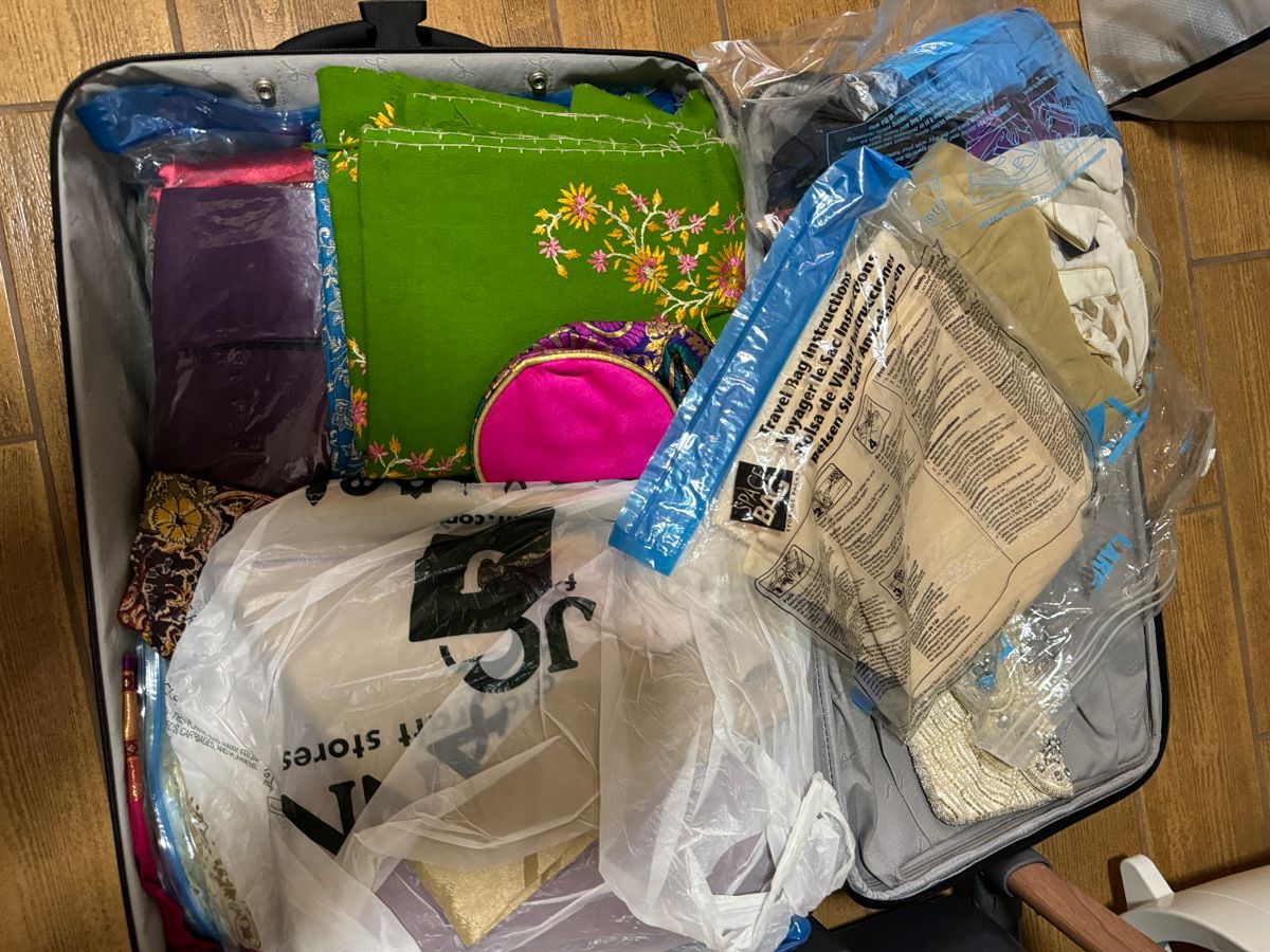 ESTATE SALE LOADS OF NEAT STUFF LOTS JEWELRY starts on 1/17/2025