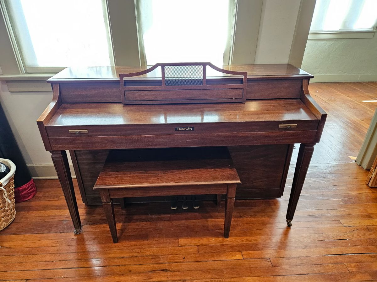 FROGTOWN ART District Estate Sale in Los Angeles, CA starts on 1/10/2025