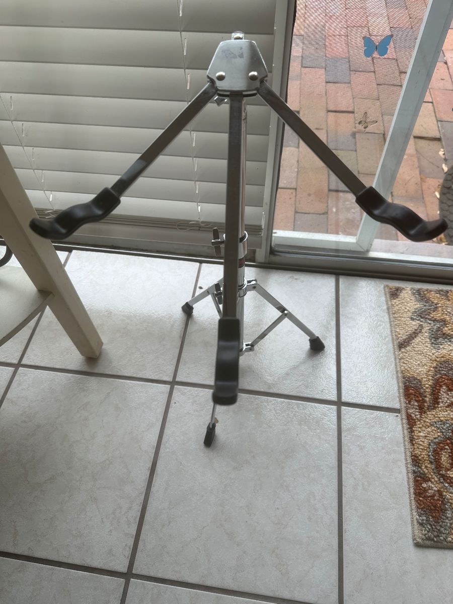 JSM ESTATE SALES & HI IT’S TERRI in Orlando, FL starts on 1/16/2025